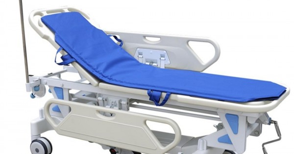 HOSPITAL STRETCHERS TROLLY