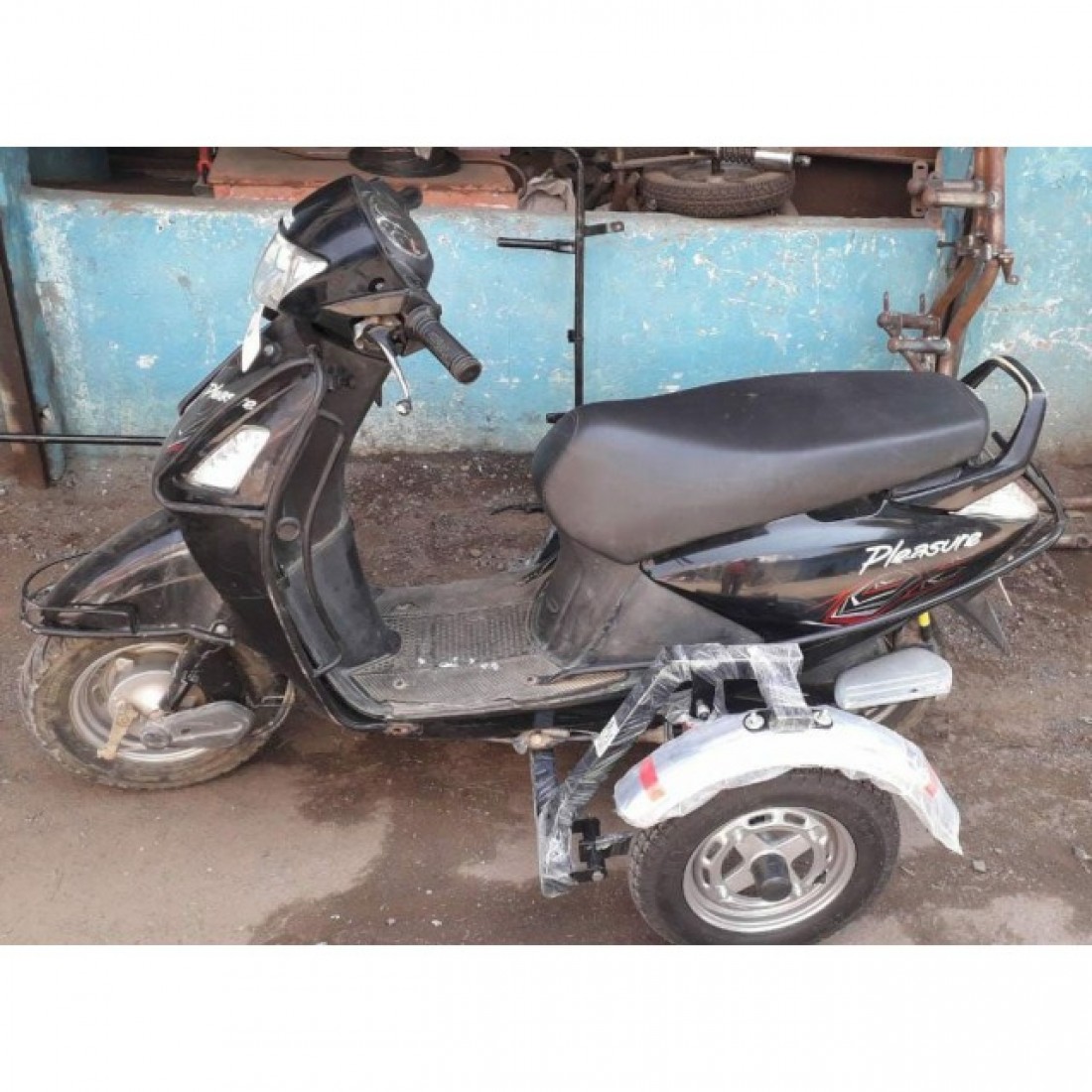 Hero Pleasure Compact Side Wheel Attachment Kit @ Rs 10999