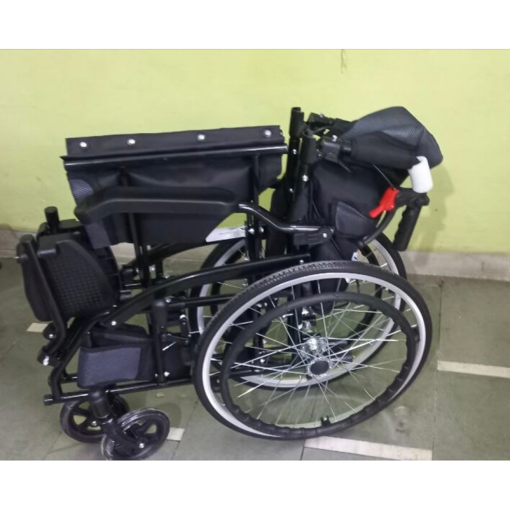 Light Weight Compact Foldable Wheelchair with Flip-up Armrest & Footrest